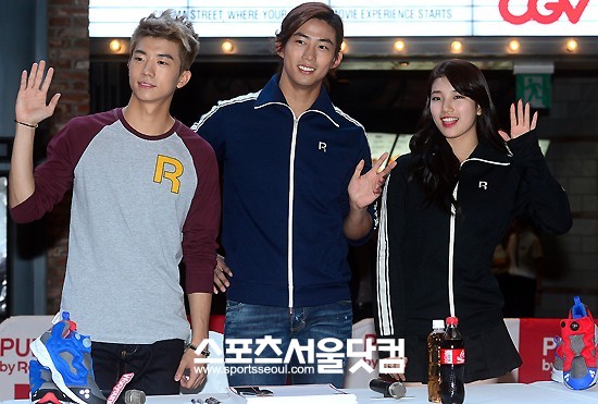 [SS포토]우영-택연-수지 '귀여운 손인사~' - 포토 | 기사 - 더팩트