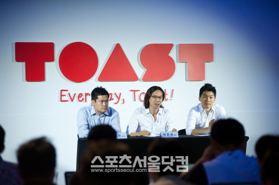 NHN엔터테인먼트 '토스트'로 글로벌 진출… 2000억 투자 - 비즈팩트 > 기사 – THE FACT