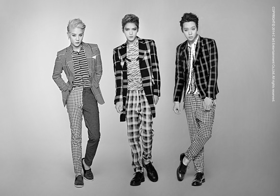 [TF뮤직리뷰] JYJ, 3년 기다린 팬에 음악으로 보상 '성장+변화' - 연예 | 기사 - 더팩트