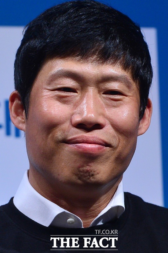극비수사 베테랑 유해진 두 마리 토끼를 쫓다 연예 기사 더팩트