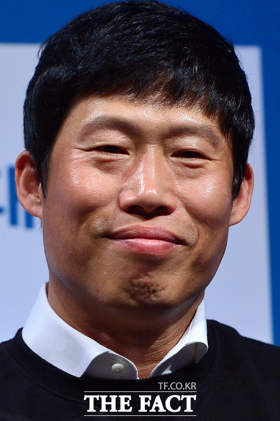 유해진 선행 재조명…당신은 따뜻한 도시 남자 연예 기사 더팩트