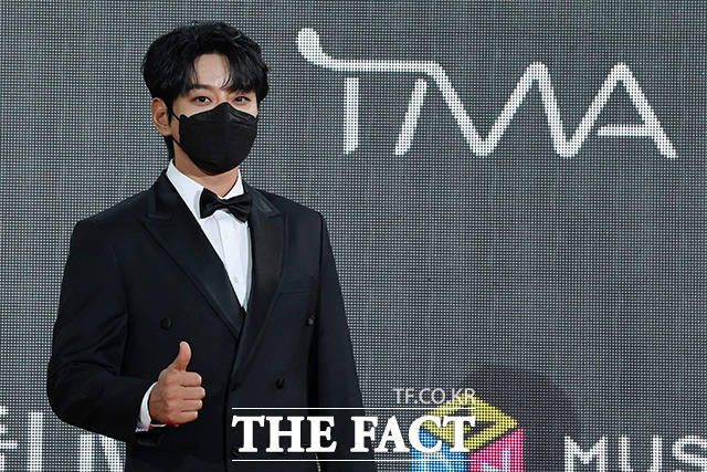 [2021 TMA] 황치열, 'TMA 최고예요' - 포토 | 기사 - 더팩트