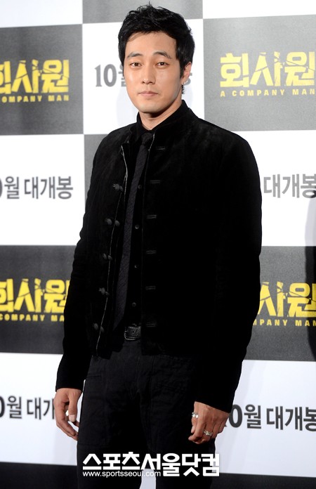 '회사원' 소지섭 "'아저씨'와 비교? 원빈처럼 멋있지 않아" - 연예 | 기사 - 더팩트