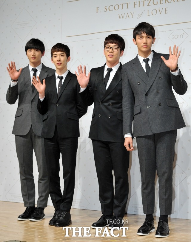 2AM은 흩어지고 2PM은 뭉치고…왜? - 연예 | 기사 - 더팩트