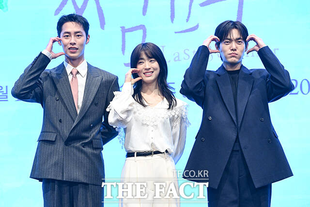 얽히고설킨 '첫사랑의 진실'…'마지막 썸머' [TF사진관]